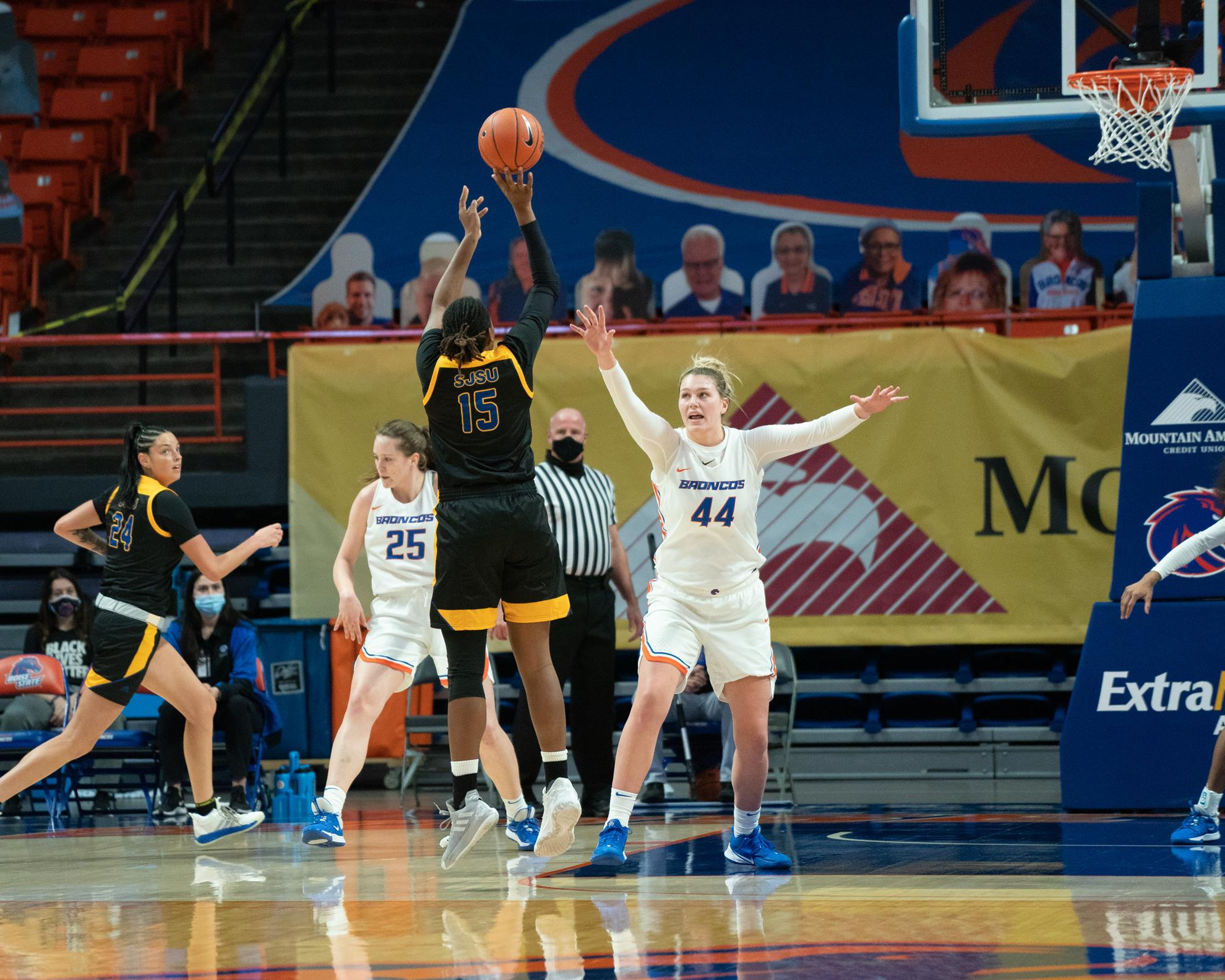 Tyra Whitehead - Women's Basketball 2019-20 - SJSU Athletics - Official ...