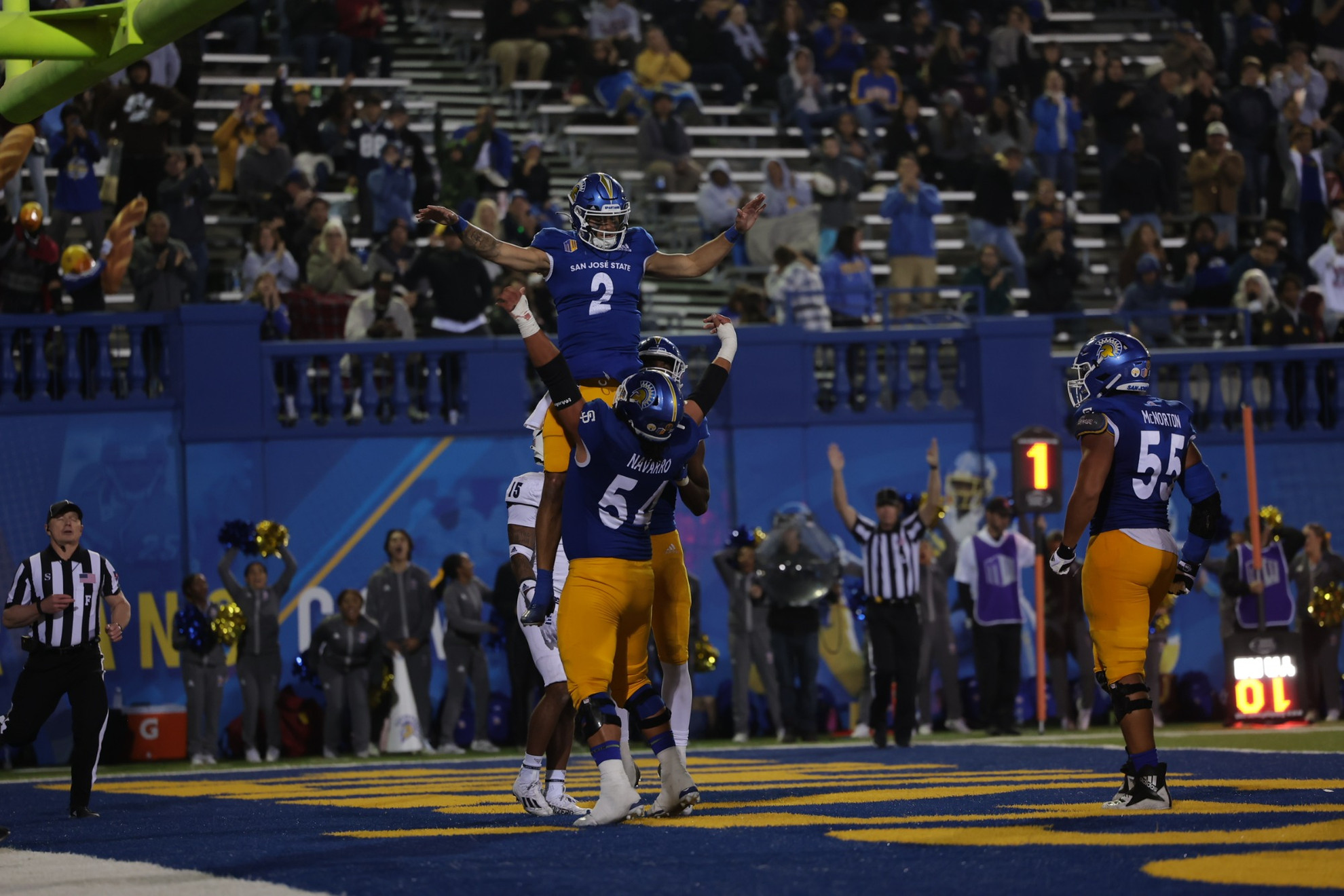 Jaime Navarro - Football 2023 - SJSU Athletics - Official Athletics ...