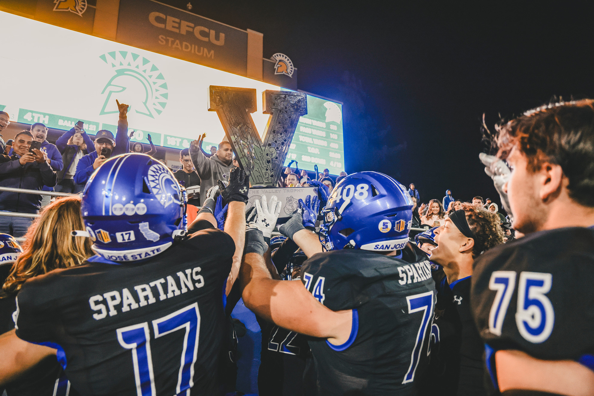Spartans Rout No. 25 Fresno State, 42-18 - SJSU Athletics - Official ...