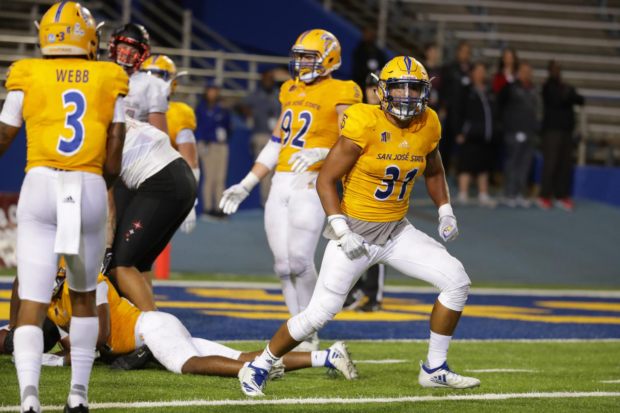 Senior Day Closes Out Home Football Schedule - SJSU Athletics ...
