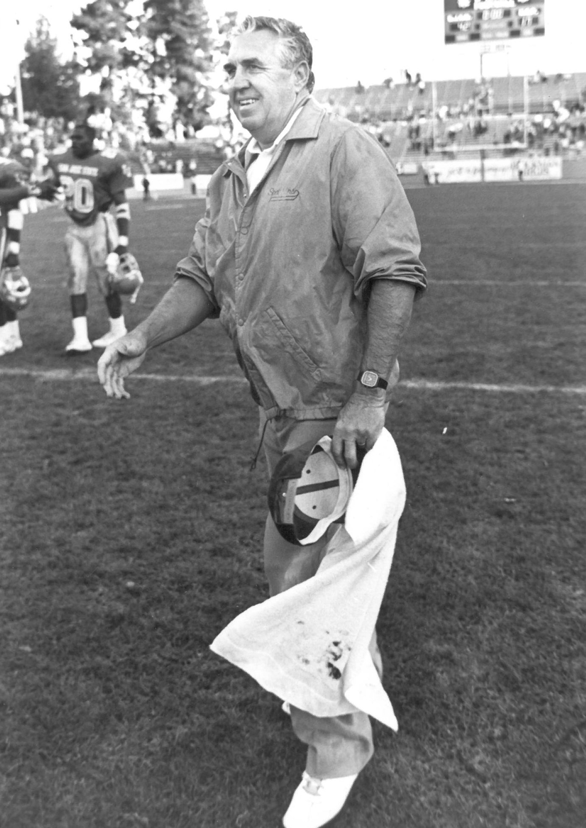 Claude Gilbert Named To Breitbard Hall Of Fame - SJSU Athletics ...