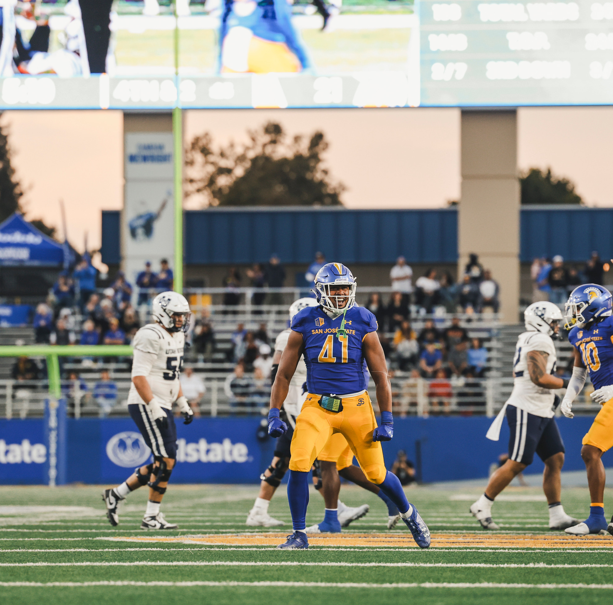 Football - SJSU Athletics - Official Athletics Website - San Jose State ...