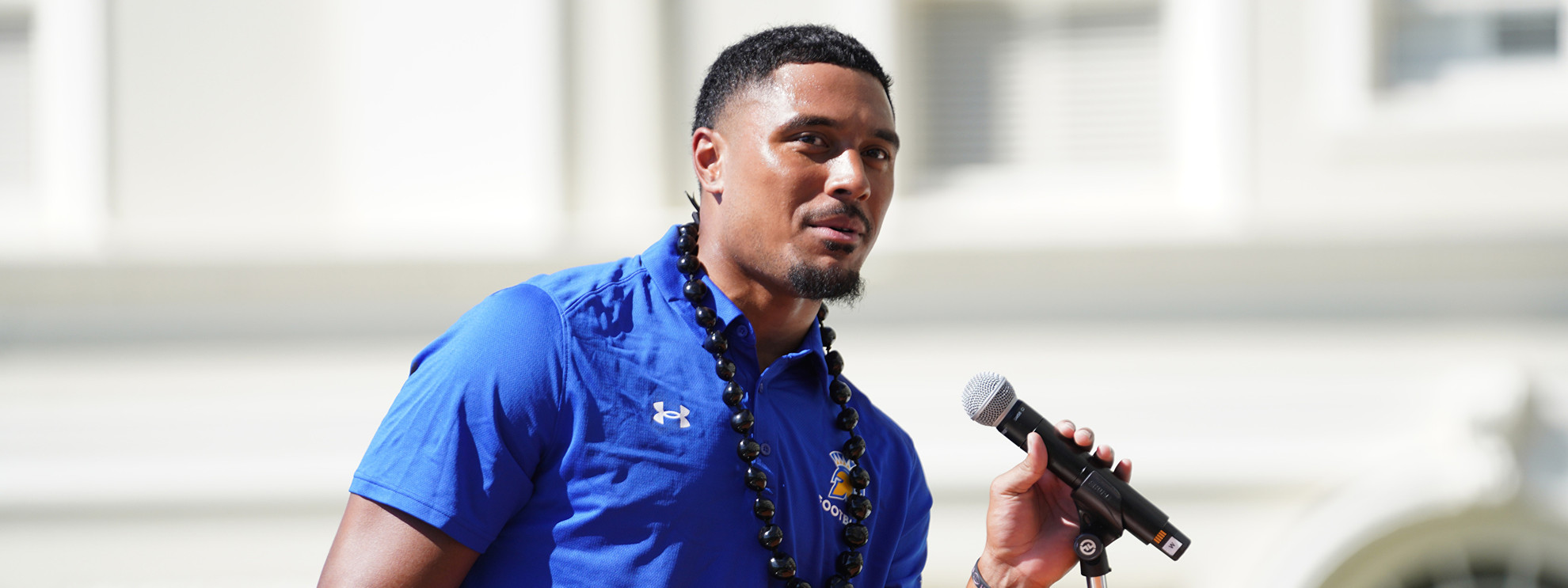 SJSU's Latu Named 2025 William V. Campbell Trophy Semifinalist - SJSU ...
